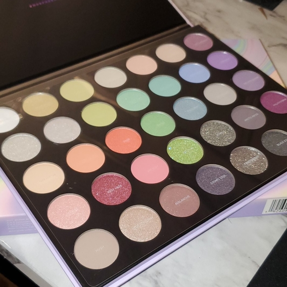 Morphe | Makeup | Morphe 35i Icy Fantasy Eyeshadow Palette | Poshmark